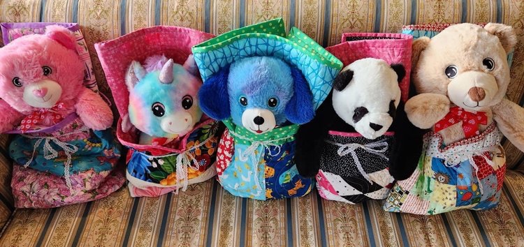 Dawn’s Little Quilts – HeartStrings Quilt Project